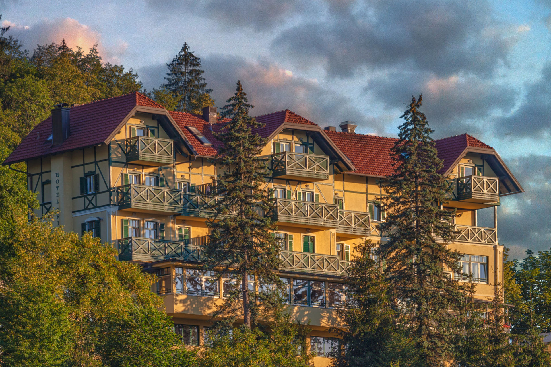 HOTEL TRIGLAV BLED – Posebna ponudba | HOTEL TRIGLAV BLED